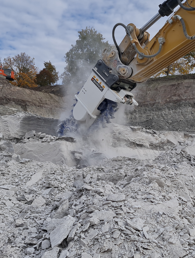 EK Chain Cutters for Excavators | KEMROC