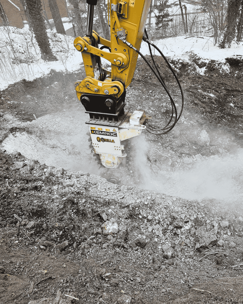 EK 110 Infrastructure Excavator Chain Cutter (25–32 t) | KEMROC
